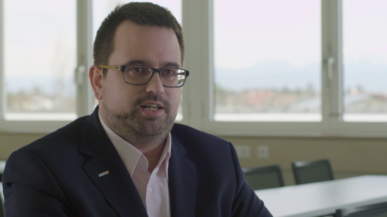 10 Jahre | 10 Stimmen 6. Peter Völkl - YouTube