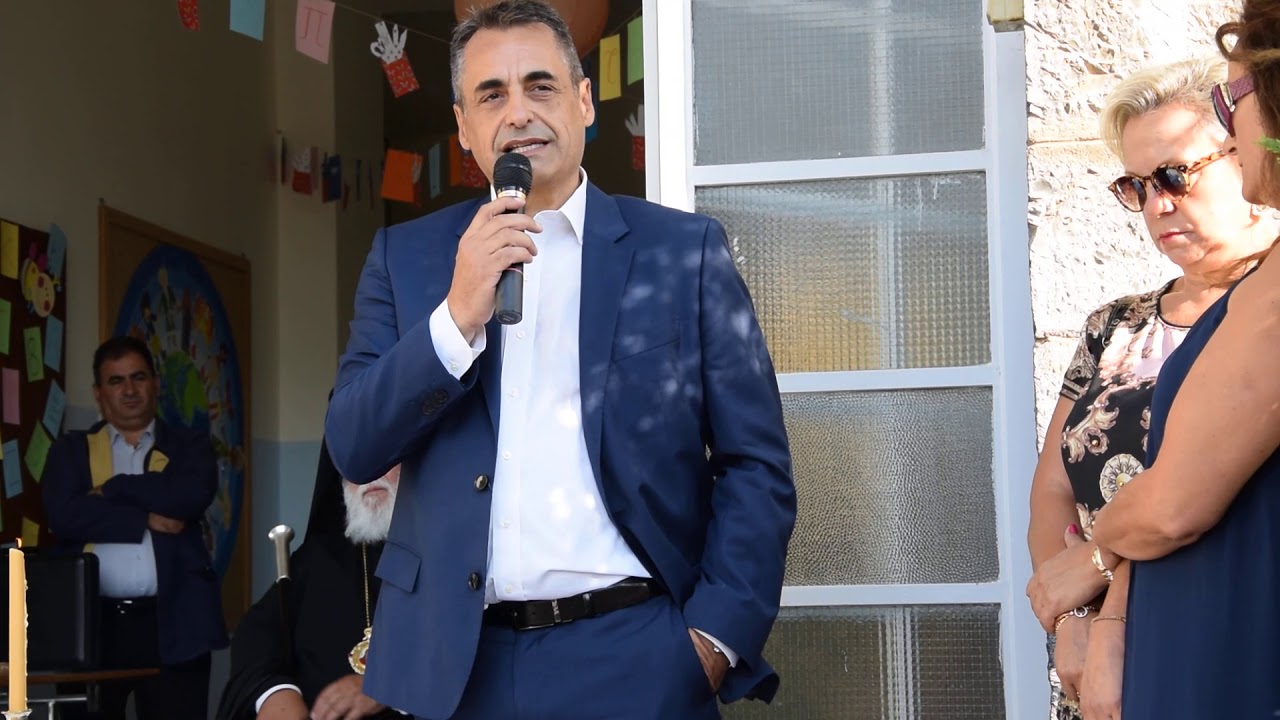 O Δήμαρχος Τρίπολης στον αγιασμό στο 5ο Δημοτικό Σχολείο Τρίπολης για ...