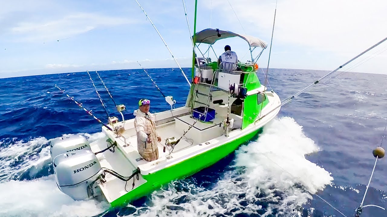 40 Miles Offshore Hunting YELLOWFIN TUNA - Catch and Cook Poke Bowl ...