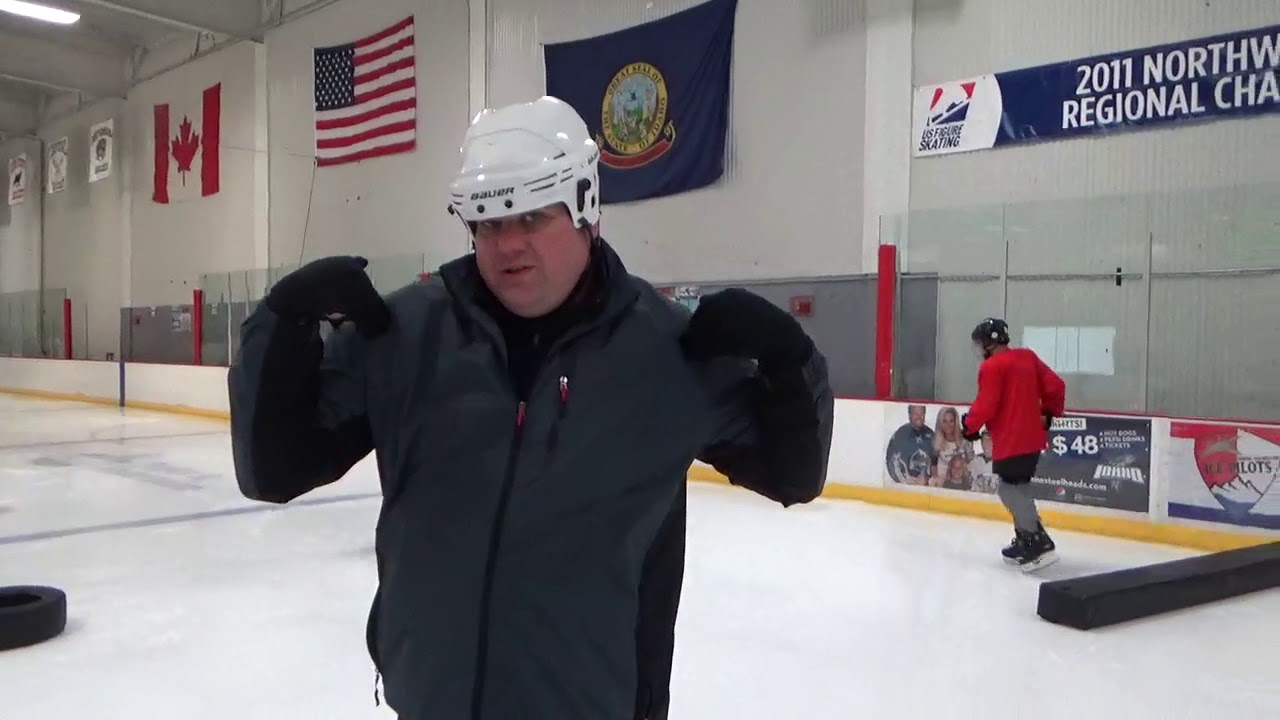 Hockey 2 The 2-Foot Glide Turn both left and right - YouTube