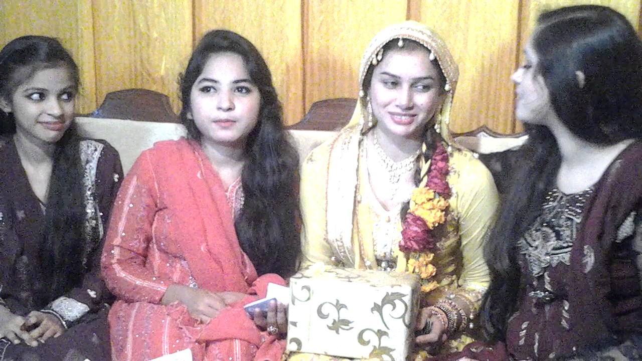 Guddu n Gudria_Mandi_family video - YouTube