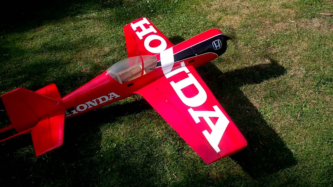 Model samolotu RC Su 26 axarmodel / Goldwing RCGF 32 cm malowanie Honda ...