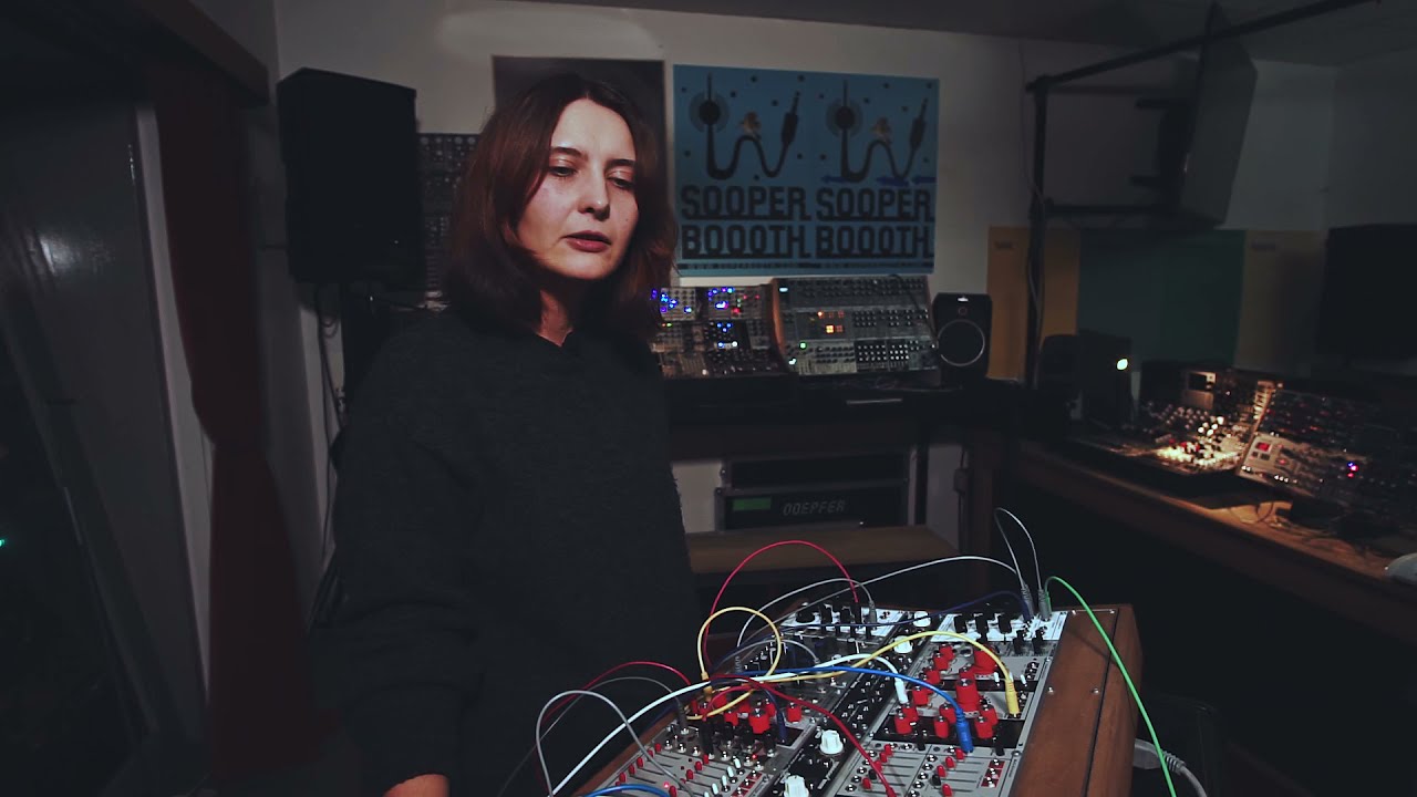 In The Studio With Jessica Kert I Schneidersladen Berlin - YouTube