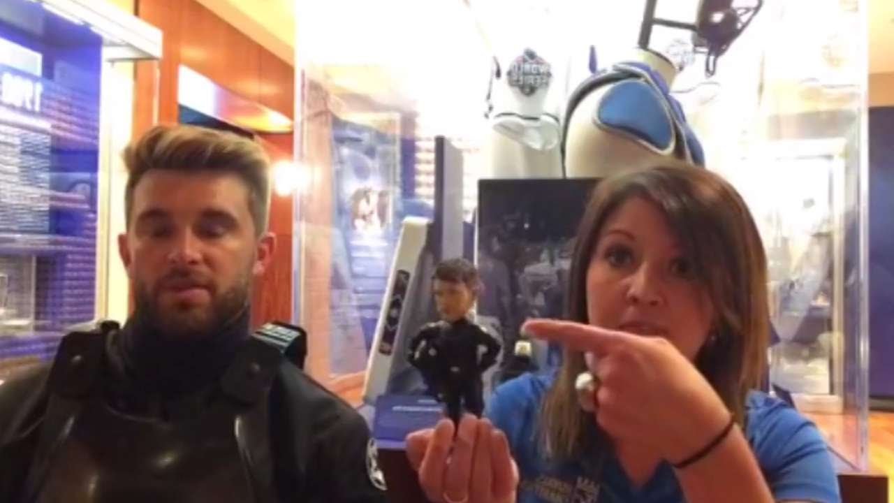 Drew Butera meets his bobblehead - YouTube