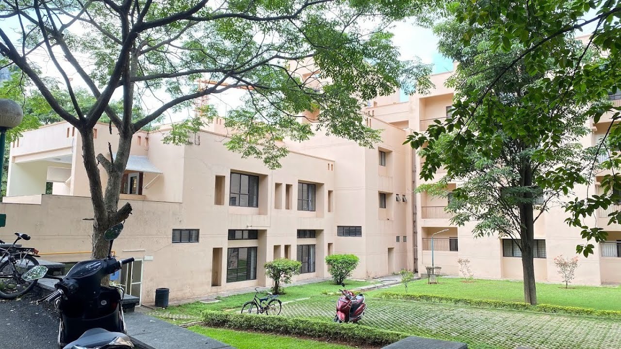 Back After Ages! || Ganesh Chaturthi || IISc Bangalore Mess Tour - YouTube