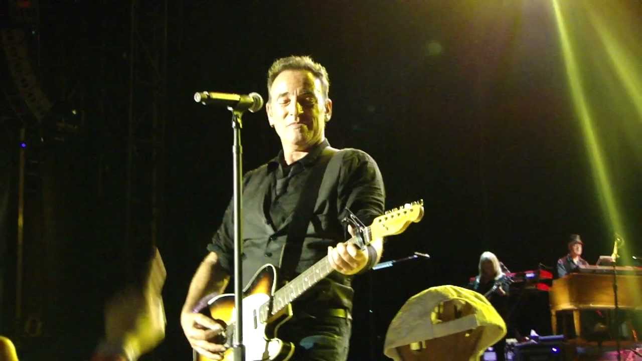 Spanish Eyes - Bruce Springsteen & The E Street Band (Madrid, 17-06 ...