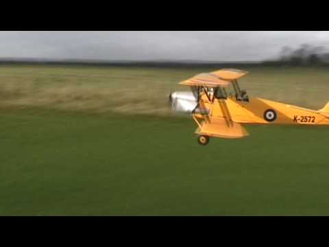 Flair Tiger Moth stunning detail - YouTube