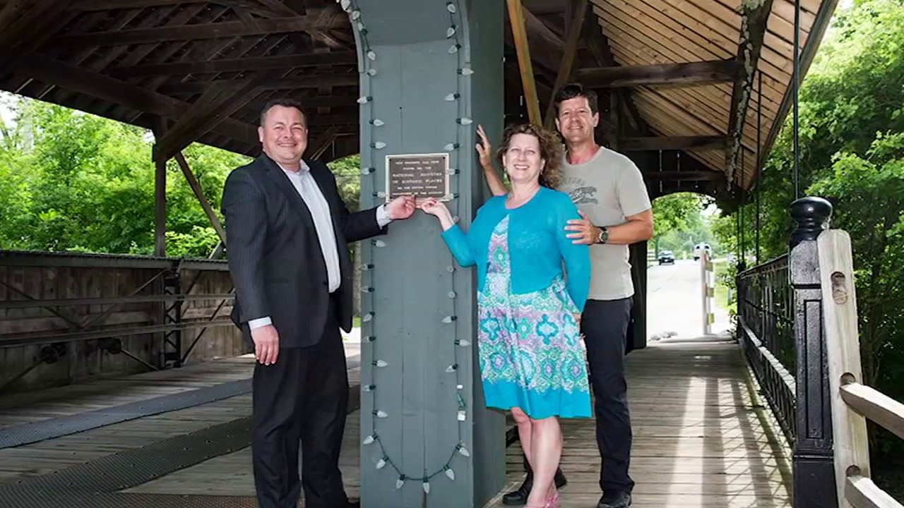 Historic Long Grove bridge badly damaged by truck is 'punch to the gut ...