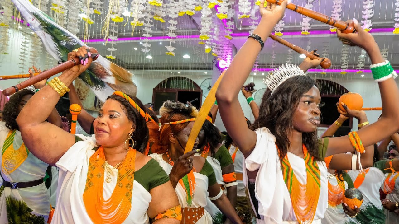 SHILLUK TRADITIONAL DANCE - SOUTH SUDAN CULTURE - YouTube