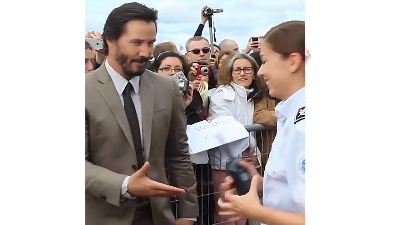 Keanu Reeves Handsome Man With Fans - YouTube