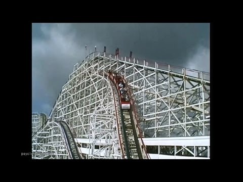 Texas Cyclone, Six Flags Astroword 2003. - YouTube