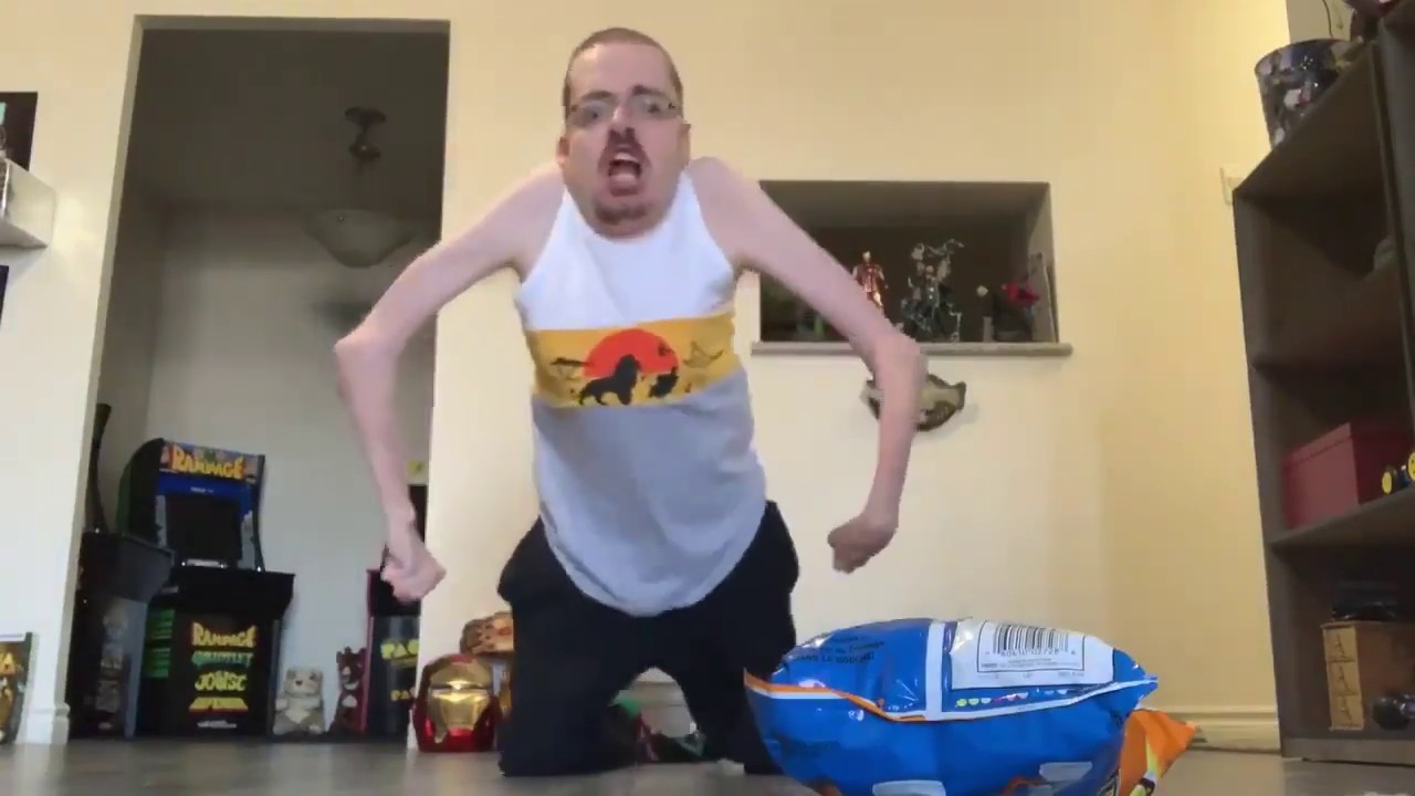 WHEN I WANT YOU TO EAT 😠 - Ricky Berwick - YouTube