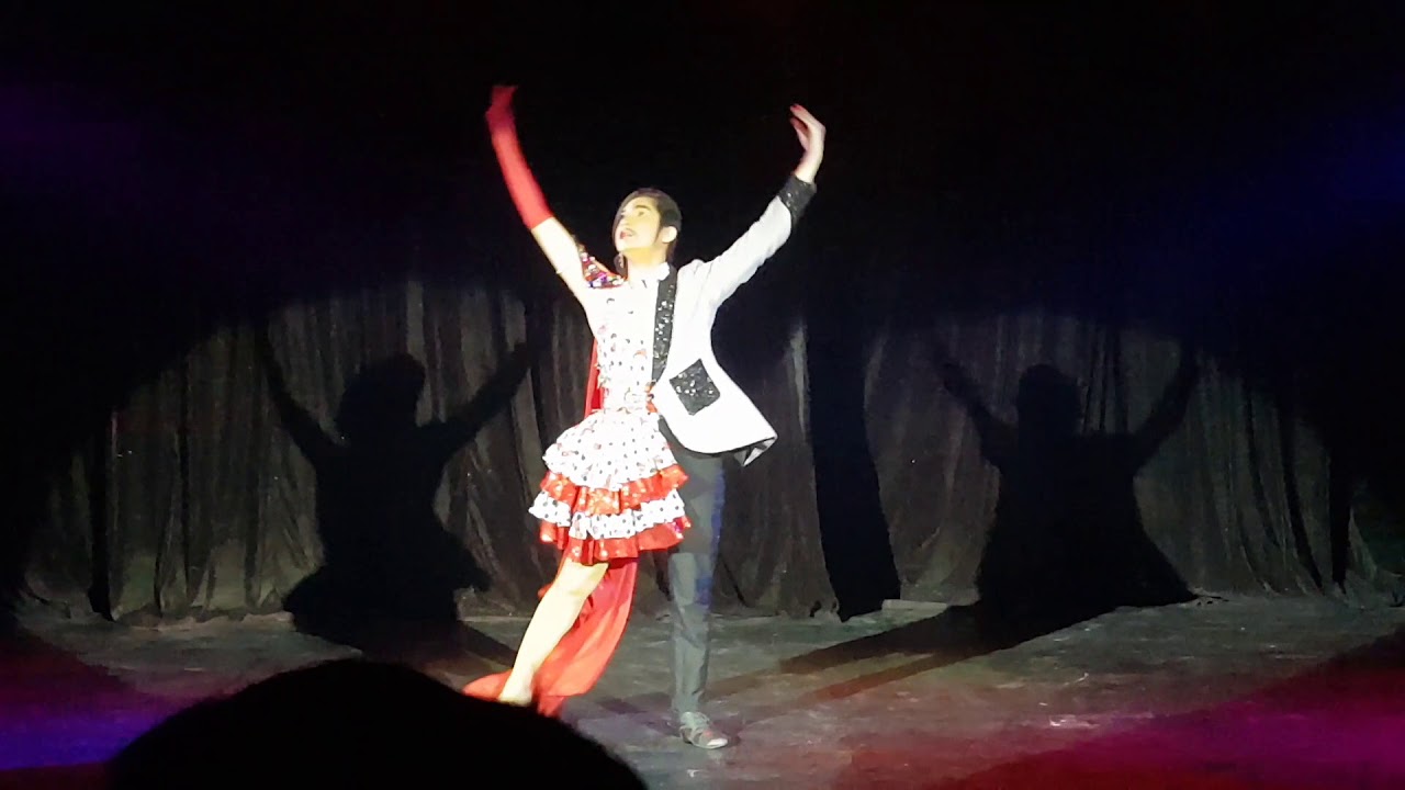 "One Man Woman" - Amazing Philippine Show - YouTube
