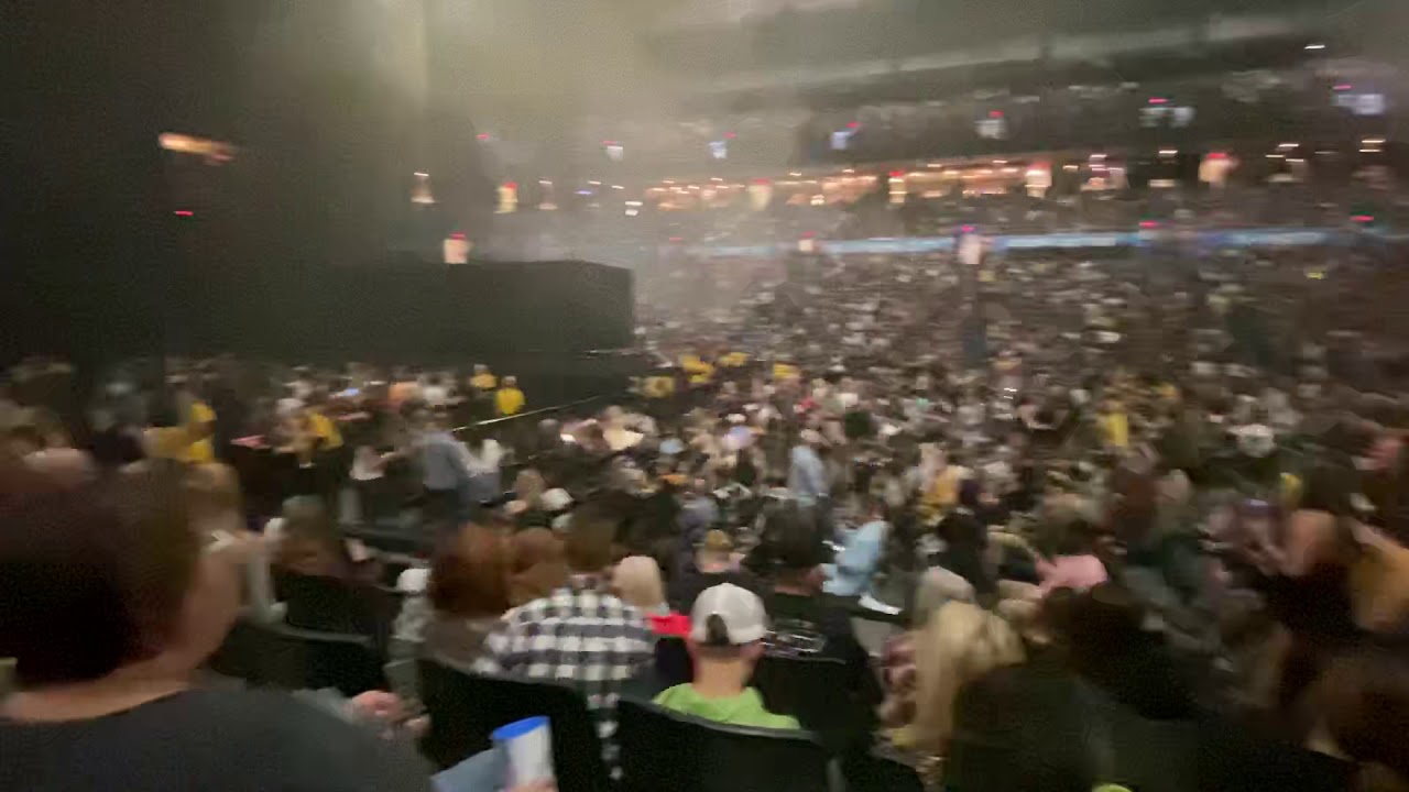 Concert - YouTube
