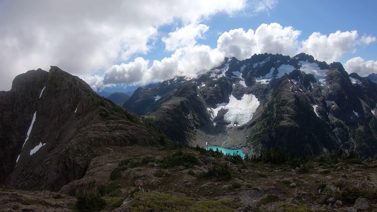 Flower Ridge view of Mount Rosseau/Mount Septimus and the Central crag ...