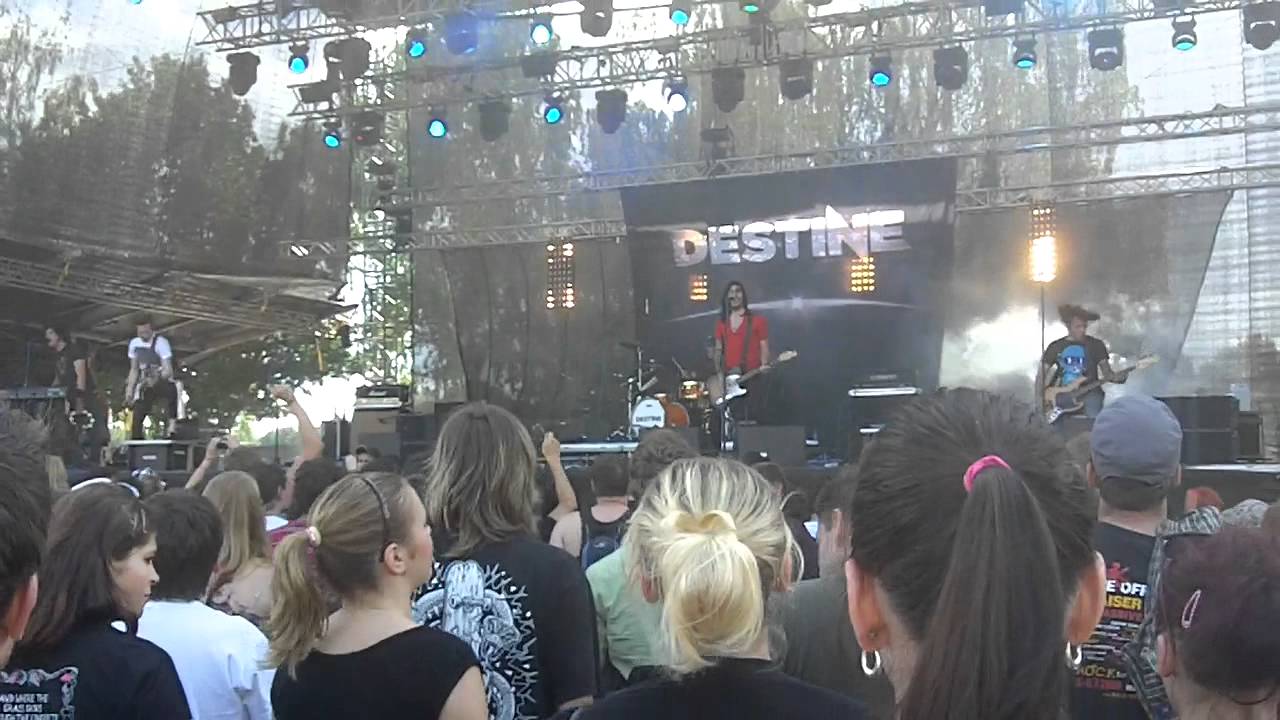 Destine - Where Are You Now - Rock for People 2011 - YouTube