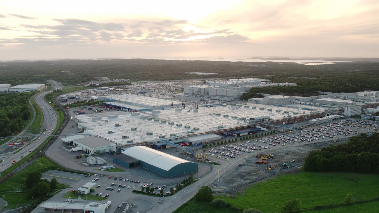 4498. Torslandaverken (Torslanda car plant) Drone Stock Footage Video ...