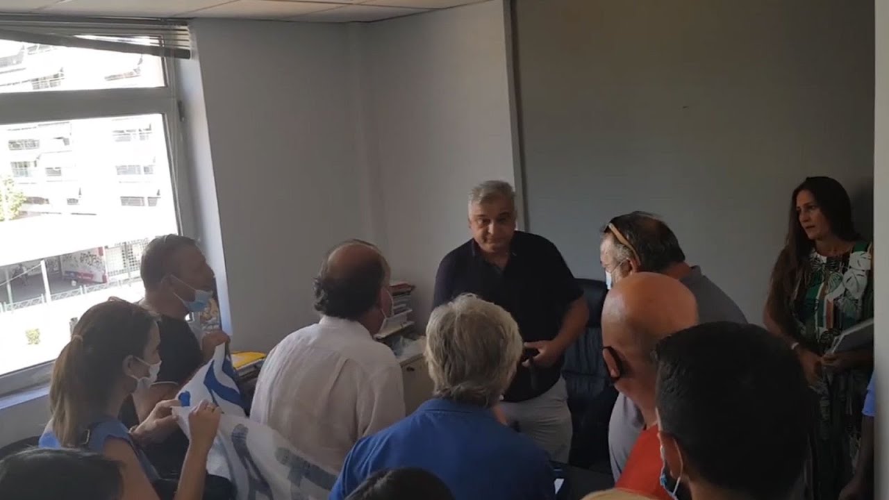 ΚΙΝΗΤΟΠΟΙΗΣΗ ΣΤΟ ΔΗΜΑΡΧΕΙΟ ΠΕΡΙΣΤΕΡΙΟΥ ΓΙΑ ΤΙΣ ΑΠΟΛΥΣΕΙΣ ΕΡΓΑΖΟΜΕΝΩΝ ...