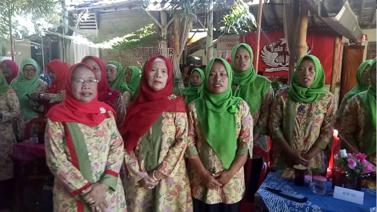 PKK Desa Kalangan Pedan Kompak dalam Gerak Langkah - YouTube