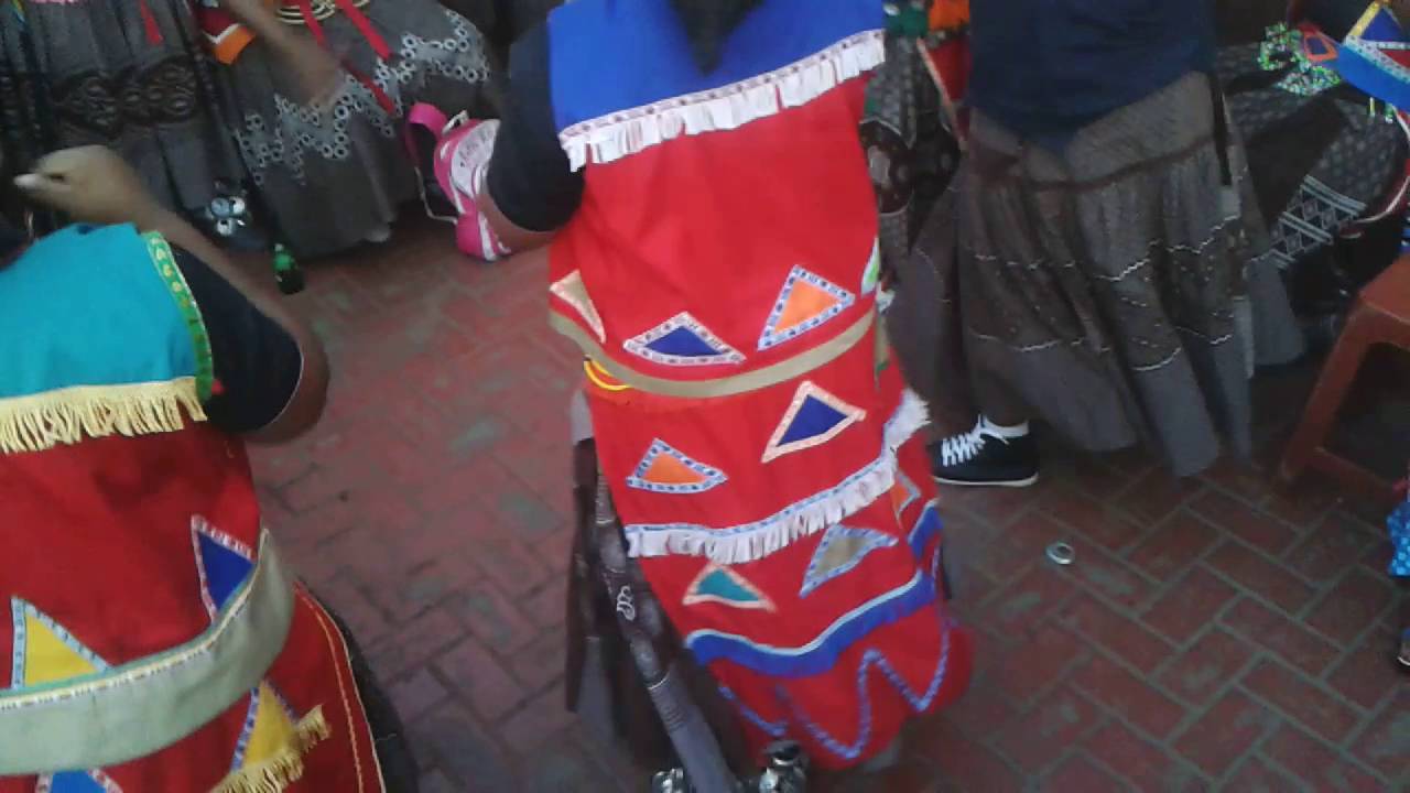 Hlubi group from Tembisa - YouTube