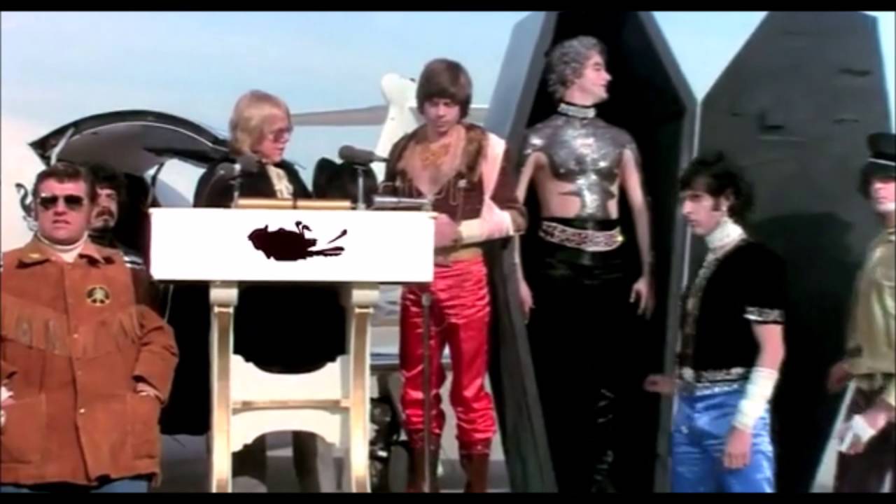 “Phantom Of The Paradise” Beef Intro (1974) - YouTube