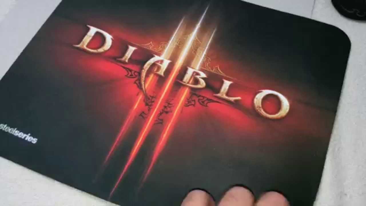 BGS 2014: Unboxing Mouse & MousePad DIABLO 3! - YouTube