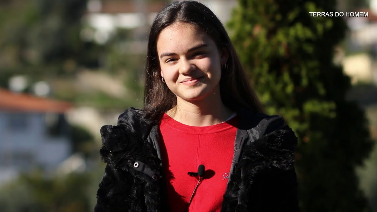 Maria Inês Torres - Jovem fadista de Vila Verde - YouTube