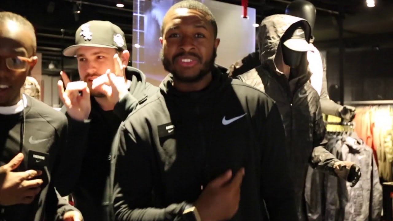 GRAND OPENING NIKE STORE ON 5TH AV 365 NYC - YouTube
