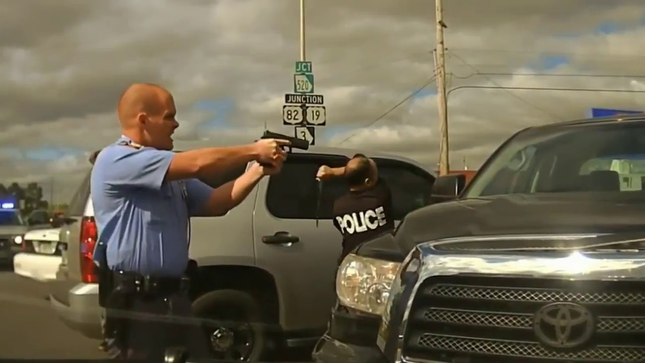 POLICE RUN FROM COMPILATION: ESCAPE FROM A POLICE CHASE 2018!!! - YouTube