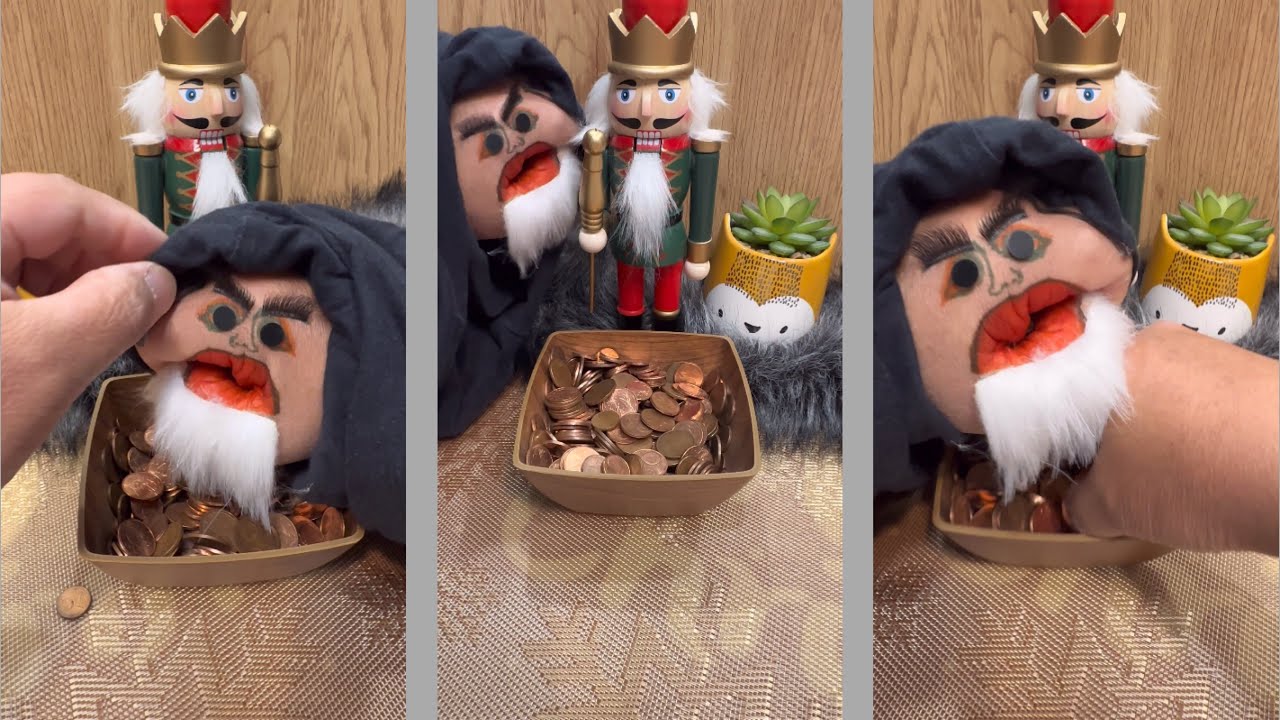 HAND FACE HUNGRY Viking WARRIOR EATING COINS #funnyvideo #trending # ...