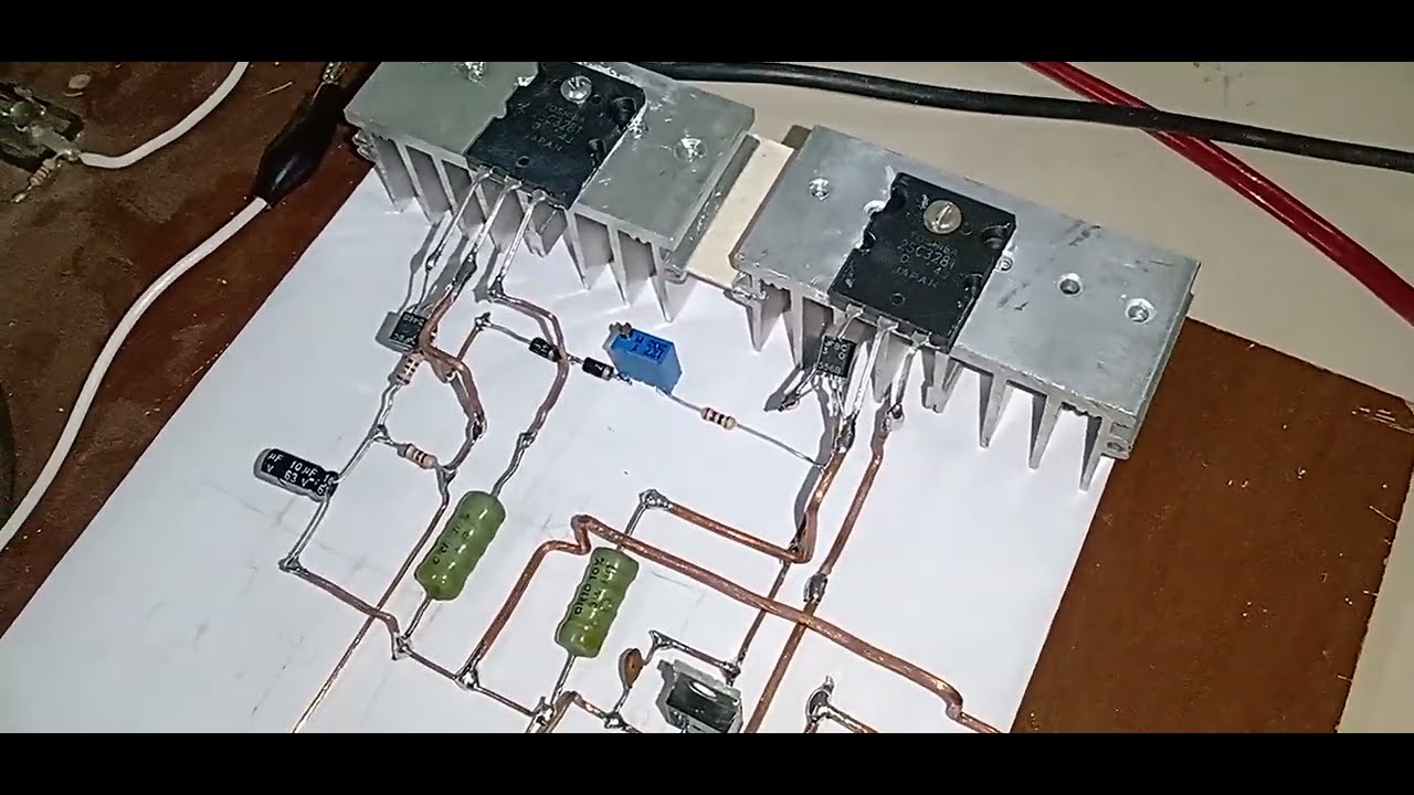 AMPLIFICADOR CLASSE AB QUASE-COMPLEMENTAR 2SC3281 50 WATTS RMS. - YouTube