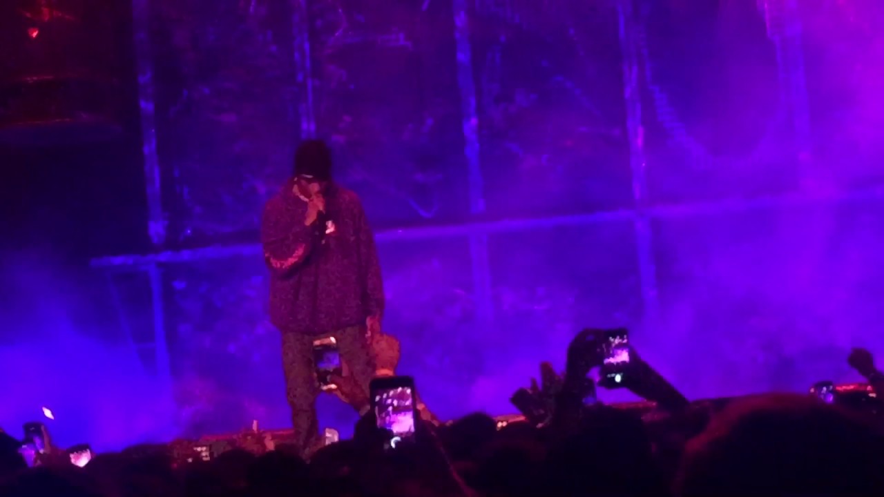 Travis Scott | Coordinate Freestyle | BirdsEye View Tour | Portsmouth ...