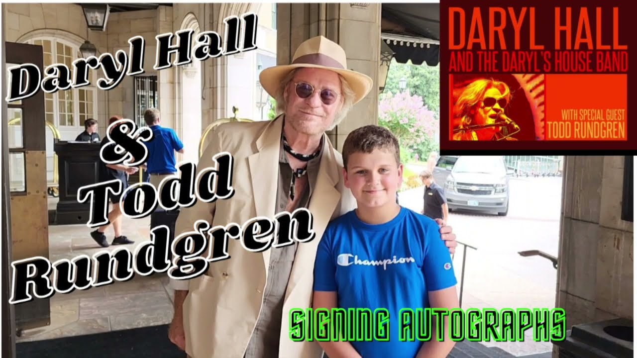 Daryl Hall & Todd Rundgren signing autographs on The Daryl's House Tour ...