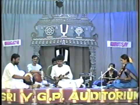 Mandolin Raju - Deva Deva KalayamBithe - YouTube