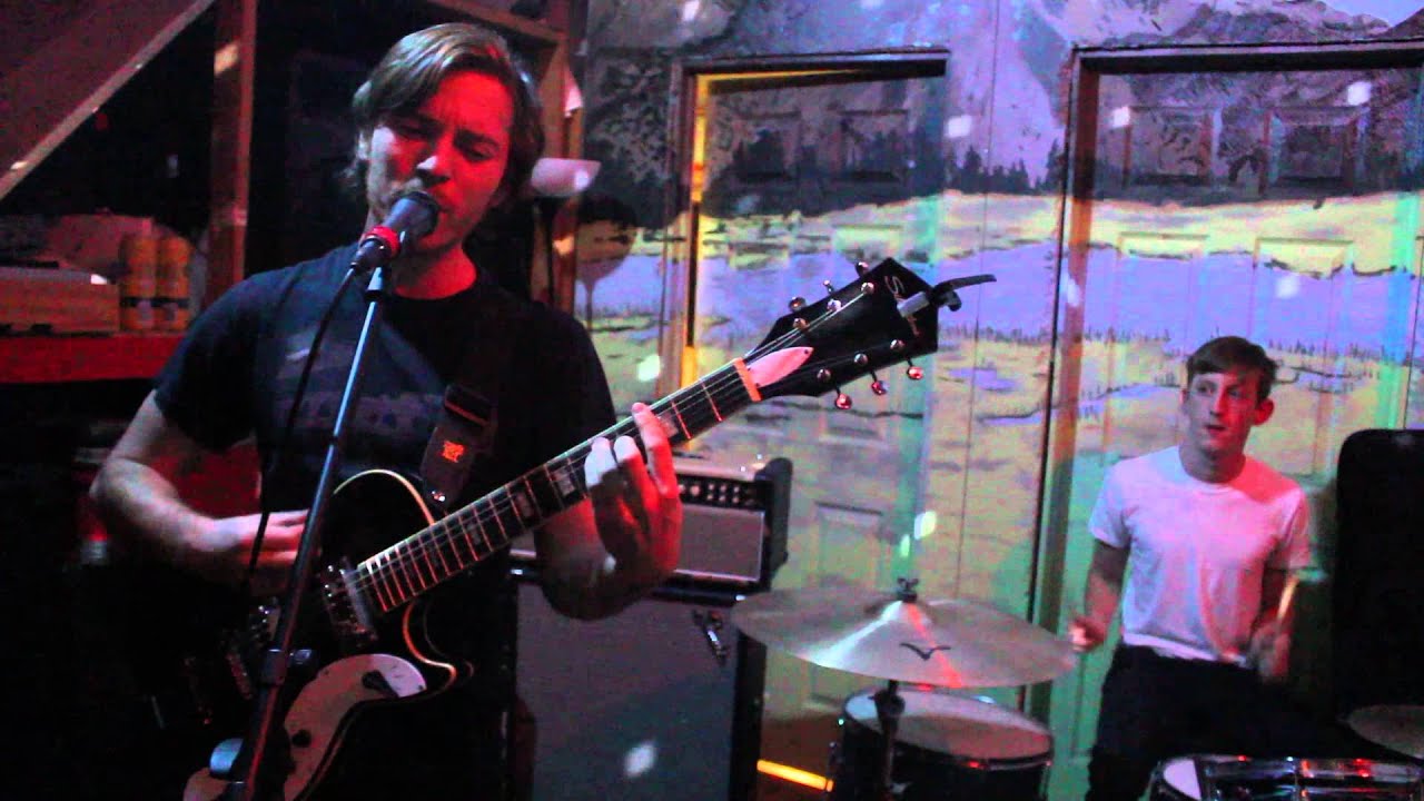 Cende - Bed (Live at DBTS) - YouTube