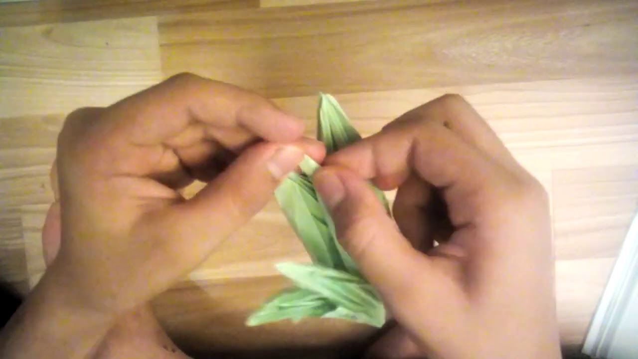 How to make origami praying mantis by sebastian arellano (part 2 ...