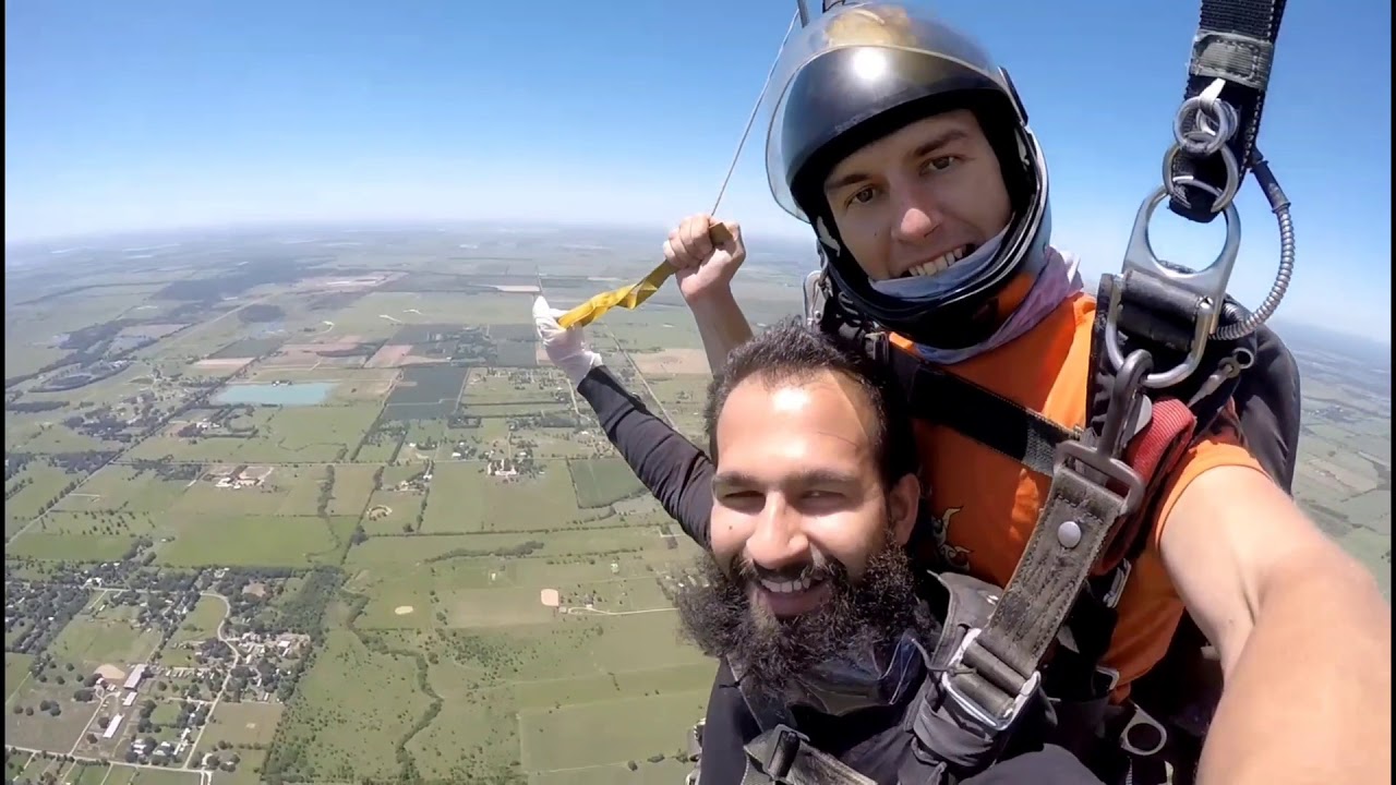 Skydiving at 10k' - Skydive Houston - YouTube