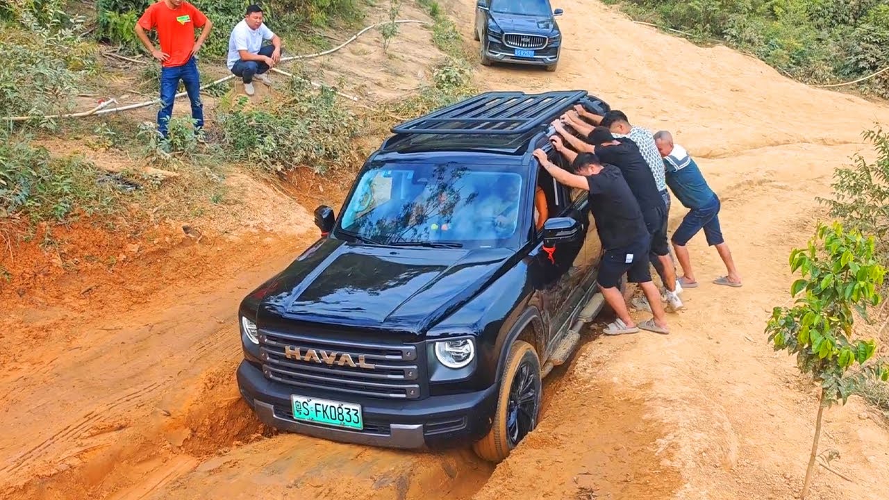 Chinese Off-road Sub Cars: The Ultimate Muddy Road Challenge | Haval ...