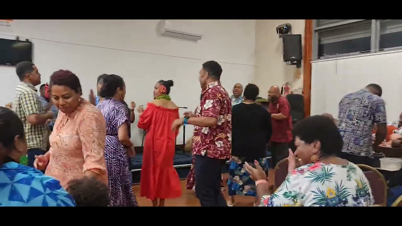 Geogina Ledua -Vuni Tavola Levu - YouTube
