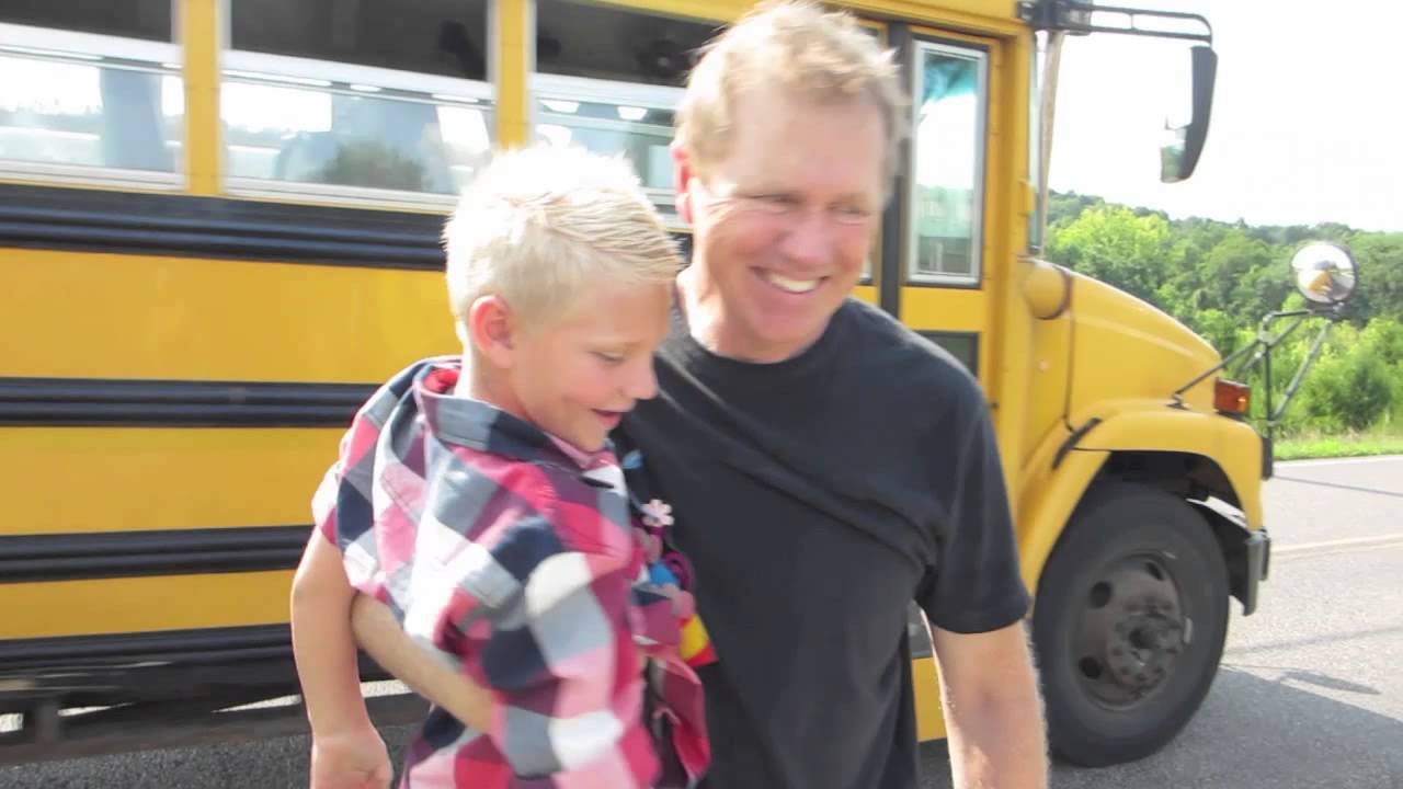 081313 Bus Drop Off from First Day - YouTube