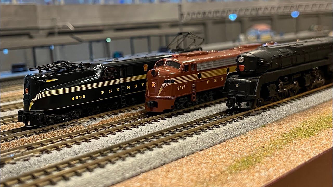 【Nゲージ】ペンシルバニア鉄道、C57-7牽引鉄道100周年記念列車C57牽引寝台急行日南 - YouTube