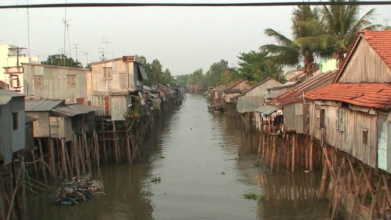 Can Tho to Chau Doc bus trip - YouTube