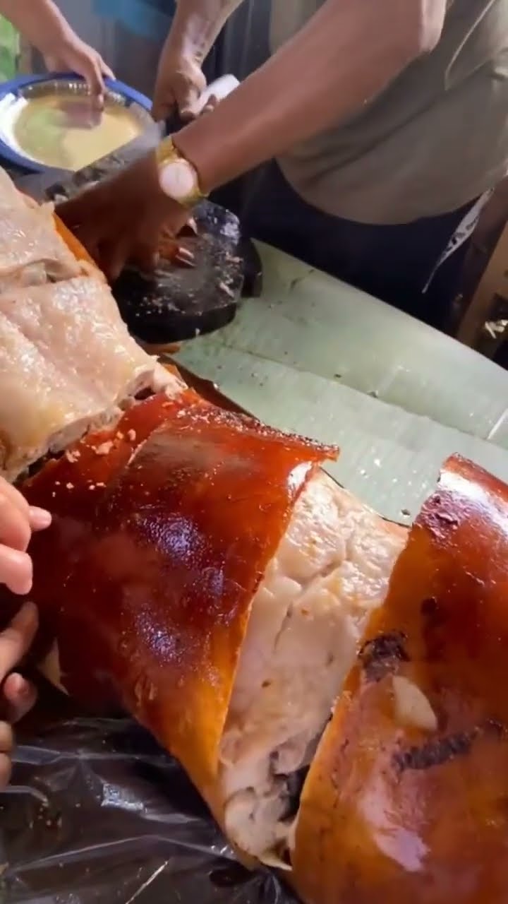 HAPPY FIESTA! LECHON BABOY ! ROASTED PIG ! #shortvideo #food #asmr ...
