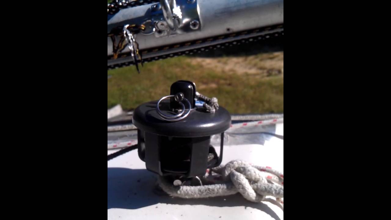 using a Harken 435 furler - YouTube