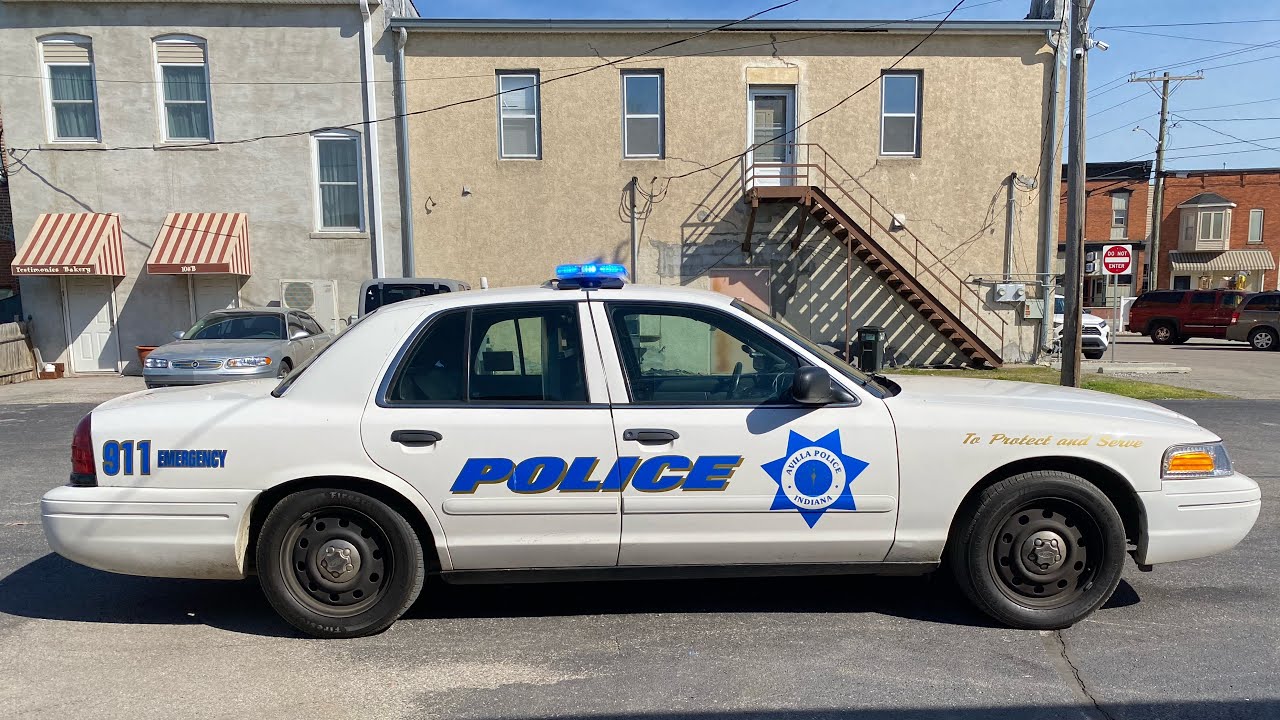 Avilla Police Department Ford Crown Victoria - YouTube