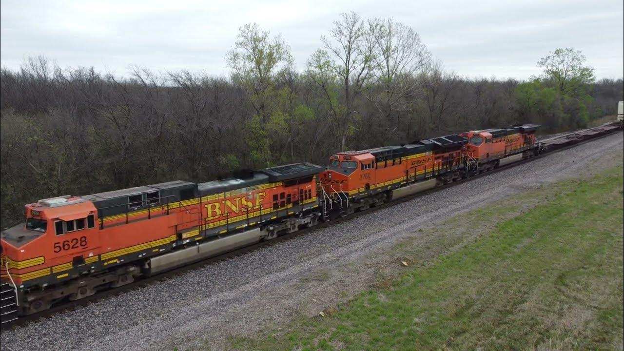 Westbound BNSF 5628/3780/6193, Intermodal Train, "Cherokee Sub" Tulsa, OK, 4-16-2022, DJI - YouTube