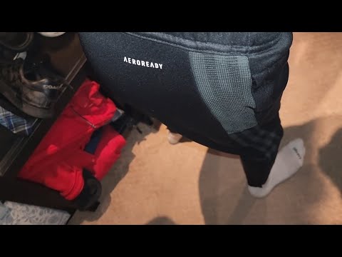 FARTING ON COMMAND 💦 - YouTube