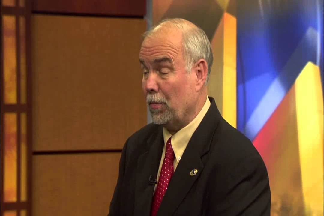 In the Field- Mark Hodges Offers Wheat Crop Update- May 11, 2013 - YouTube