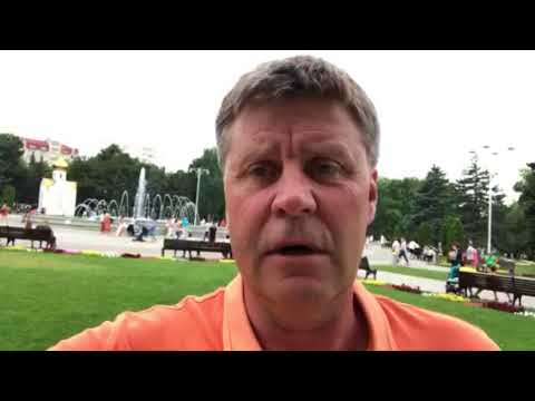 VM-reporter Leif Rasmussen tilbage i Anapa efter dramatisk døgn - YouTube