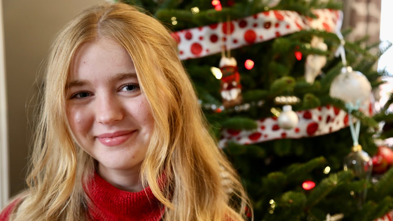 Aimee Simmons - Love To Keep Me Warm - Melody Thomas Music Studio - YouTube